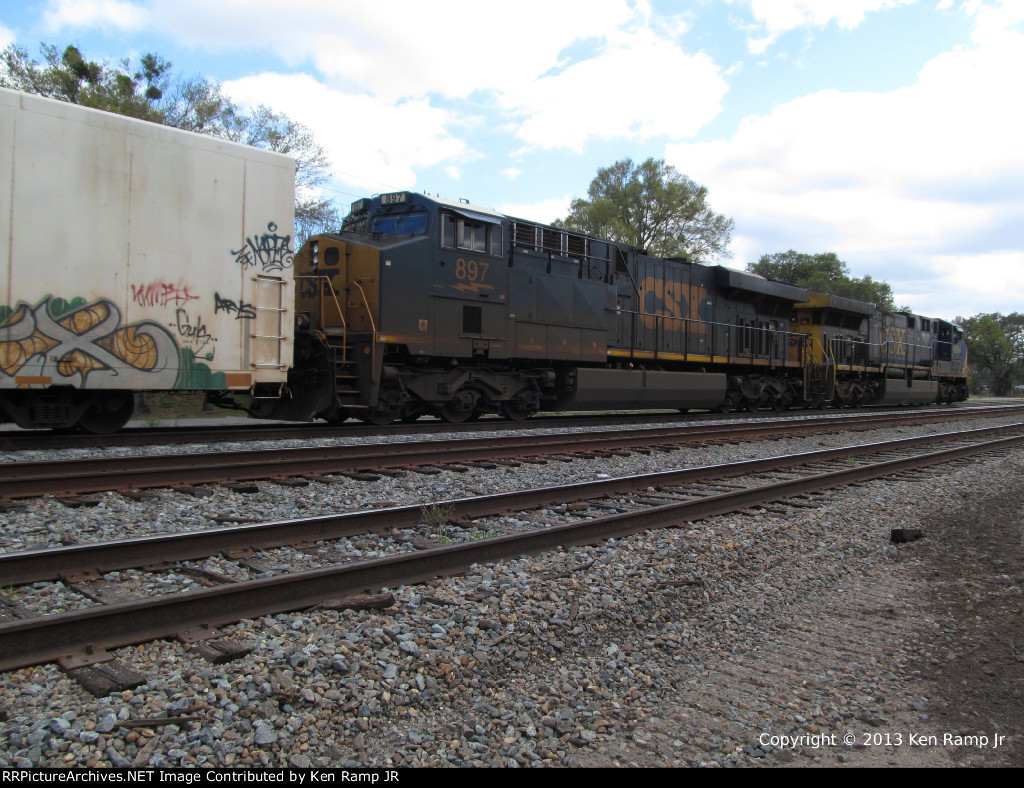 CSX 897